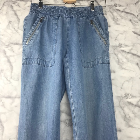 Juicy Couture | Jeans | Juicy Couture Banded Bottom Pants | Poshmark